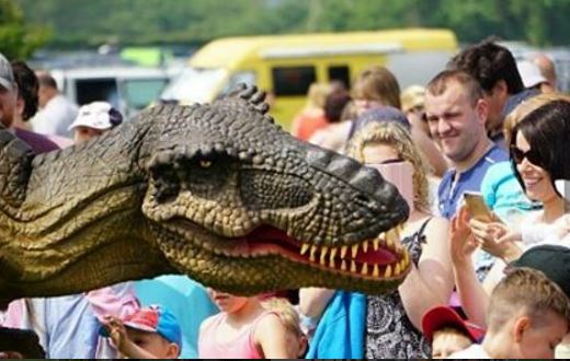 LONDON EVENTS – Meet Rex, and walk with a Real Dinosaur! | Heart London ...